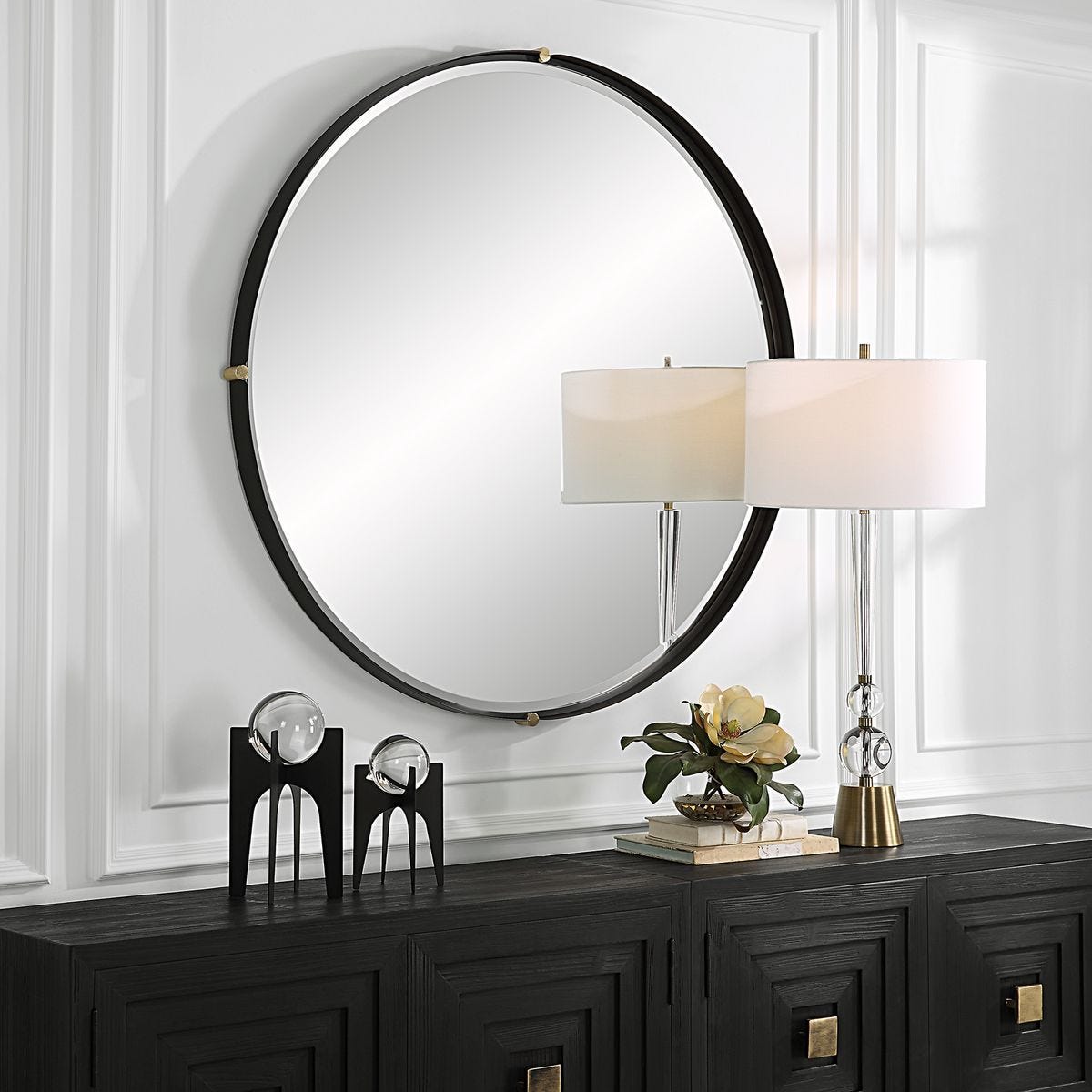 Bonded Round Mirror Lifestyle